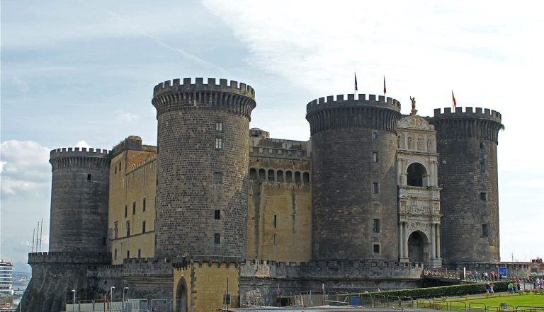 Ο οίκος Κολόννα/Colonna (1206 – 1728) – Χείλων